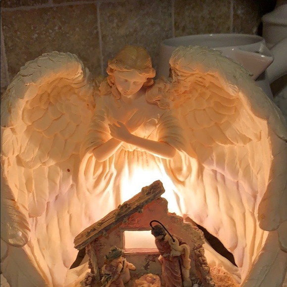 Holiday | Angel Nightlight With Nativity | Poshmark